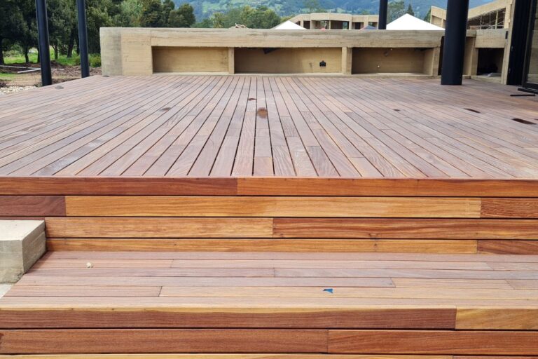 Deck en Madera | Maderas y Laminas Especiales