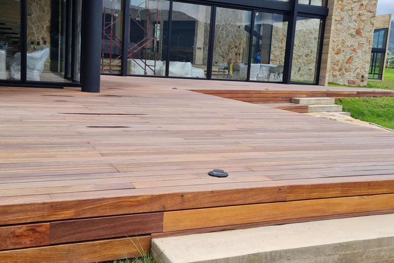 Deck en Madera | Maderas y Laminas Especiales
